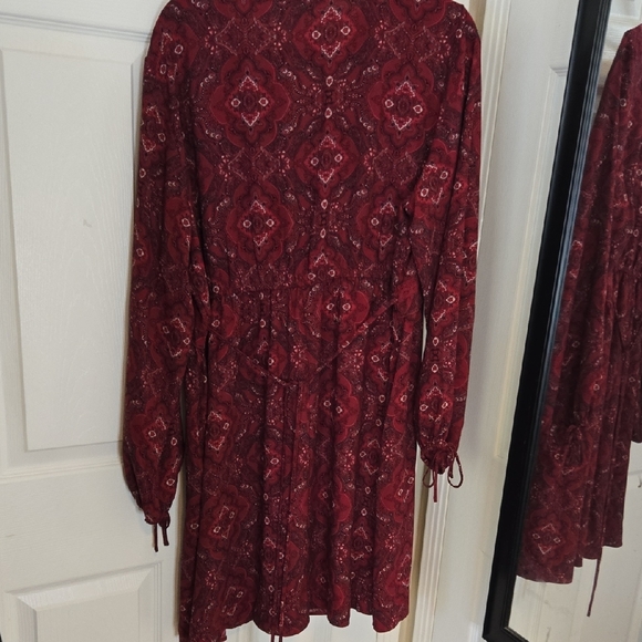 Maurices | Dresses | Maurices Red Paisley Long Sleeve Dress | Poshmark